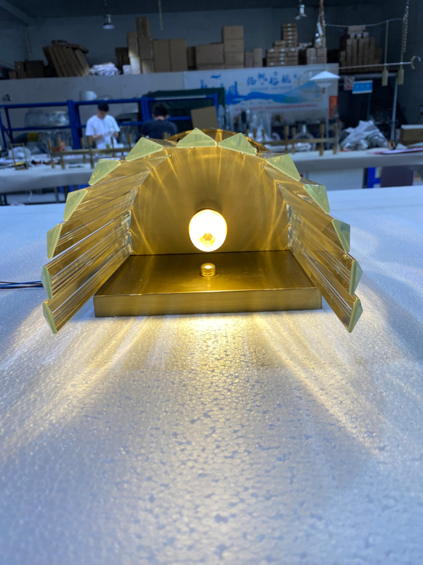 Fancy Classical Design Crystal Glass Metal Wall Light in Villa (KIZ-65W ...